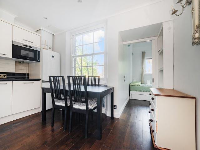 Apartment at Grittleton Road, City of Westminster