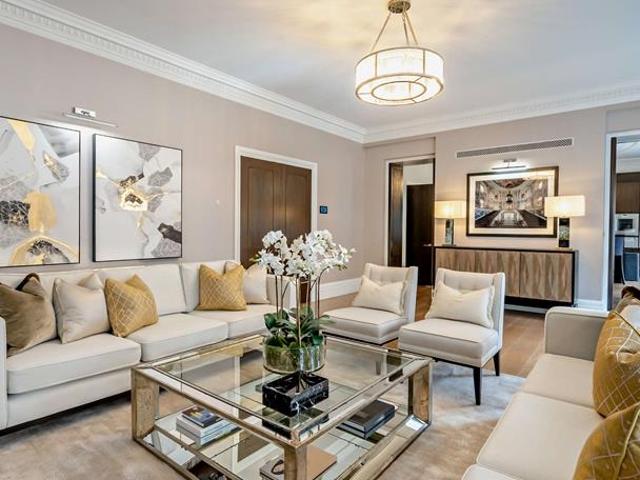 Apartment at Duke Street, London