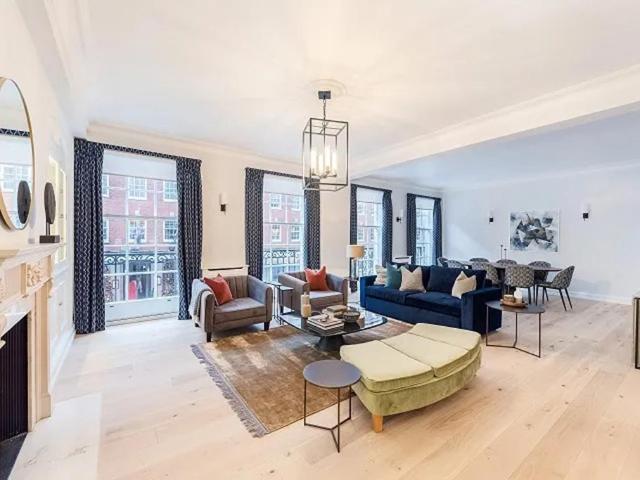 Apartment at Grosvenor Square, London