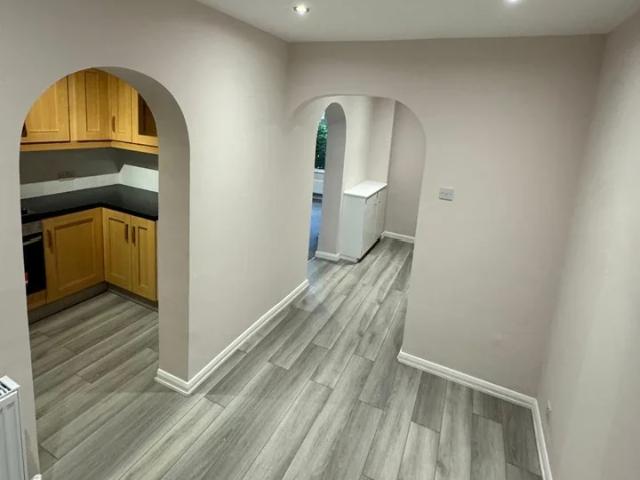 Apartment at Grove Crescent, Three Rivers