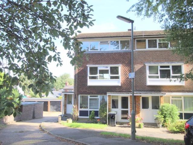 Apartment at Grove Avenue, Epsom and Ewell