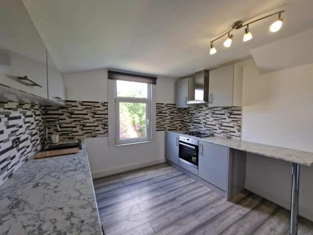 Apartment at Grove Green Road, Greater London