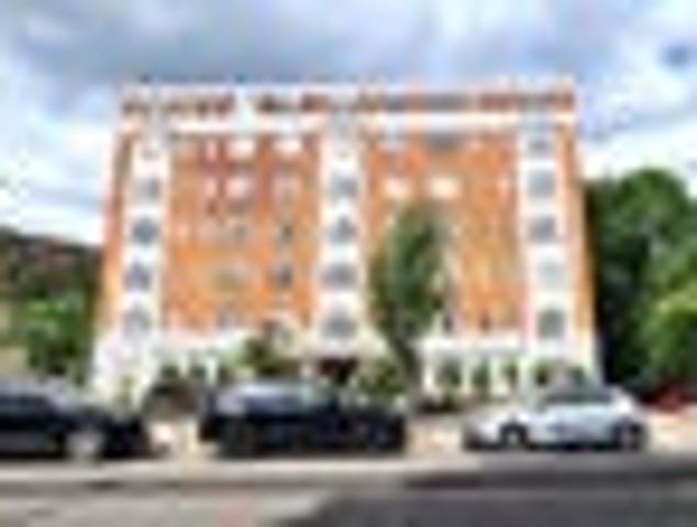 Apartment at Grove End Road, City of Westminster