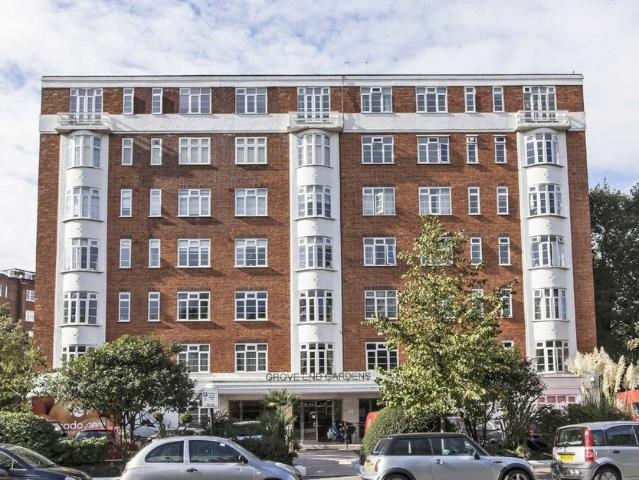 Apartment at Grove End Road, City of Westminster