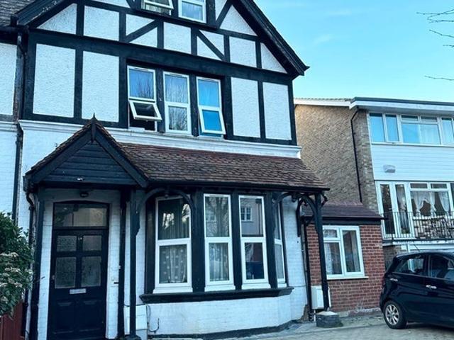 Apartment at Grove Footpath, Greater London