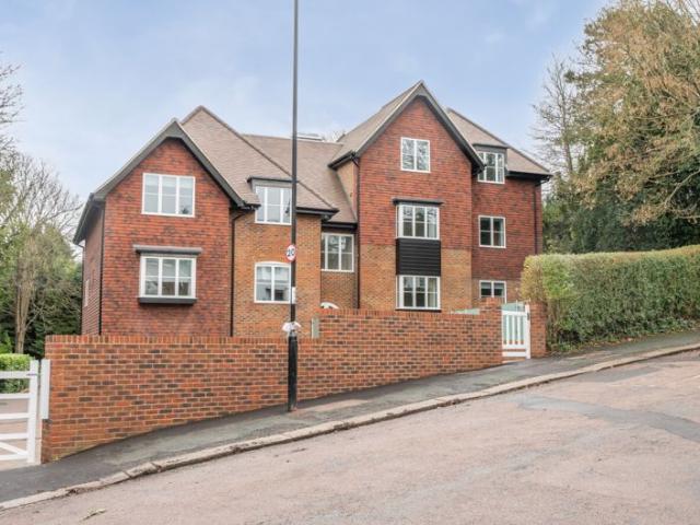 Apartment at Grovelands Road, Greater London