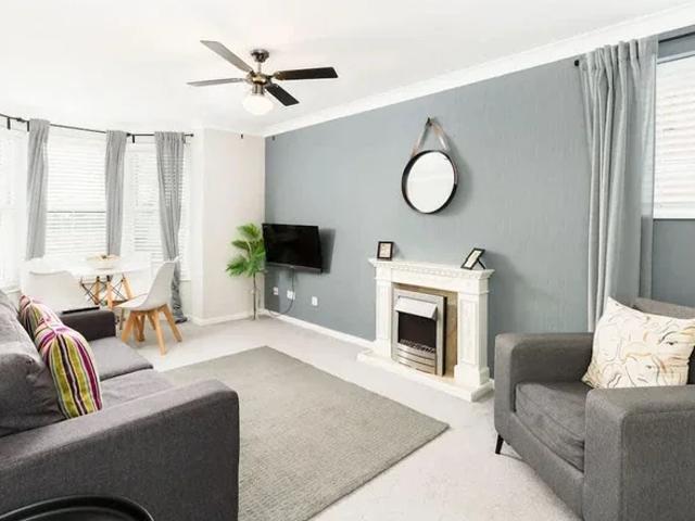Apartment at Guy's Cliffe Avenue, Royal Leamington Spa