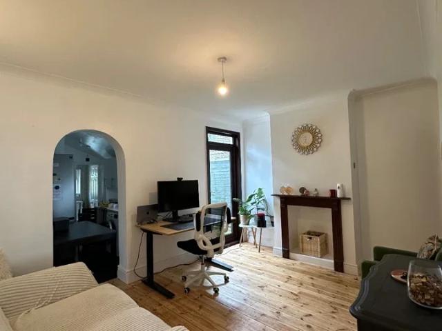 Apartment at Guildford Road, Greater London