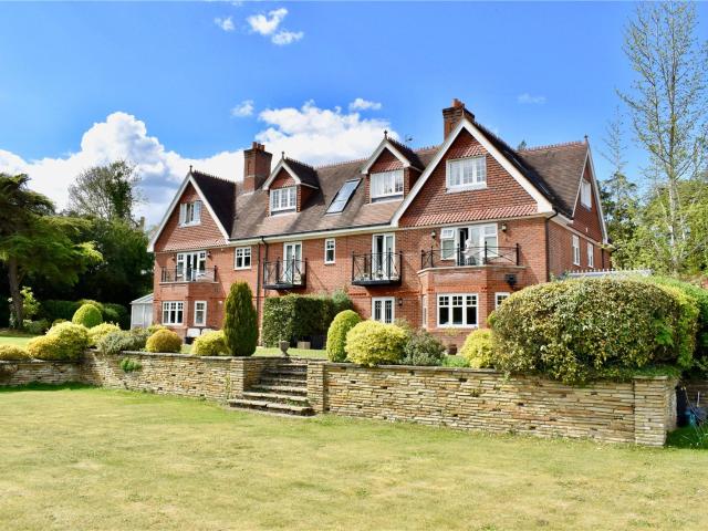 Apartment at Guildford Road, Mole Valley
