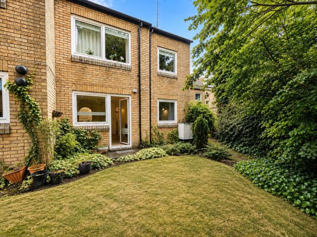 Apartment at Guildford Road, Woking