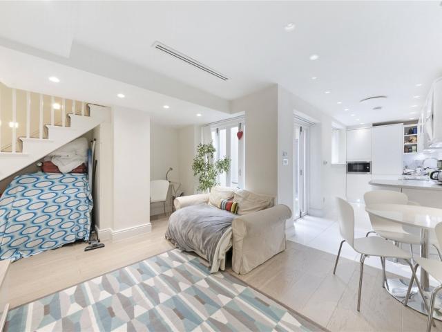 Apartment at Guilford Street, Greater London