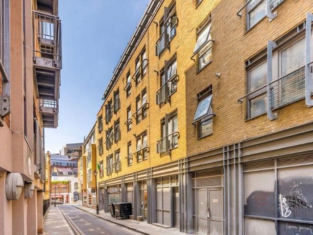 Apartment at Gun Street, Greater London
