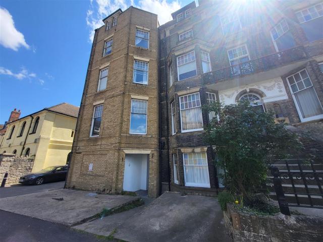 Apartment at Gundolph Square, Rochester