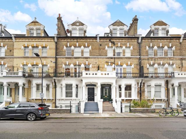 Apartment at Gunterstone Road, Greater London