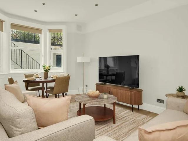 Apartment at Gwendwr Road, Greater London
