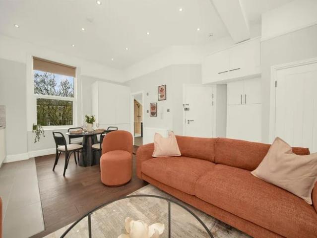 Apartment at Gwendwr Road, Greater London