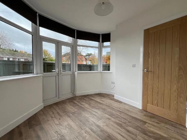 Apartment at Dove Bank, East Staffordshire