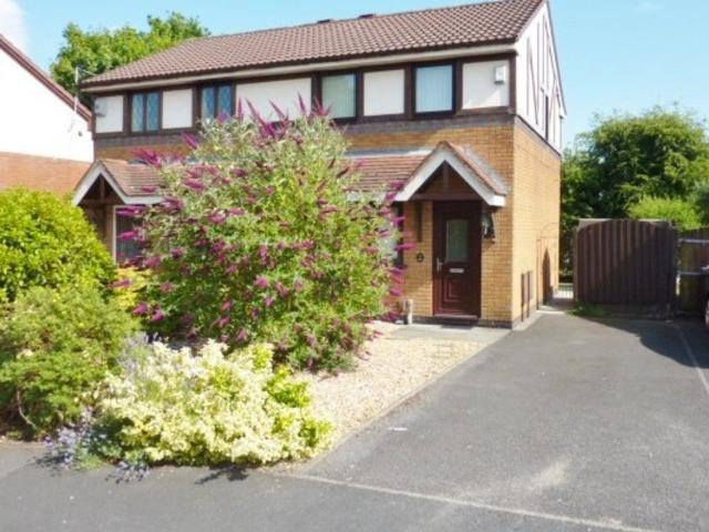 Apartment at Dovedale Close, Preston