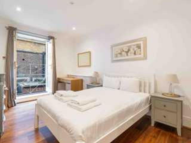 Apartment at Dover Street, City of Westminster