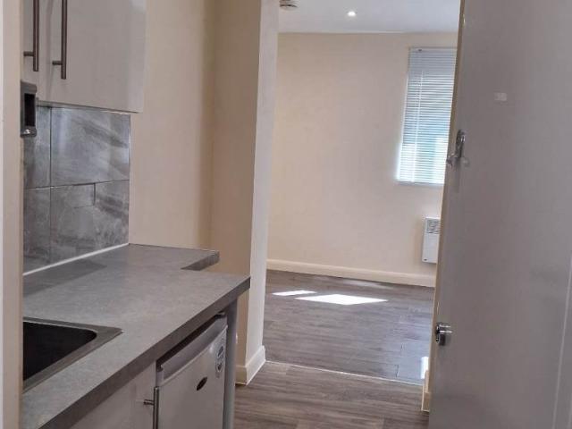 Apartment at Dowanhill Road, Greater London