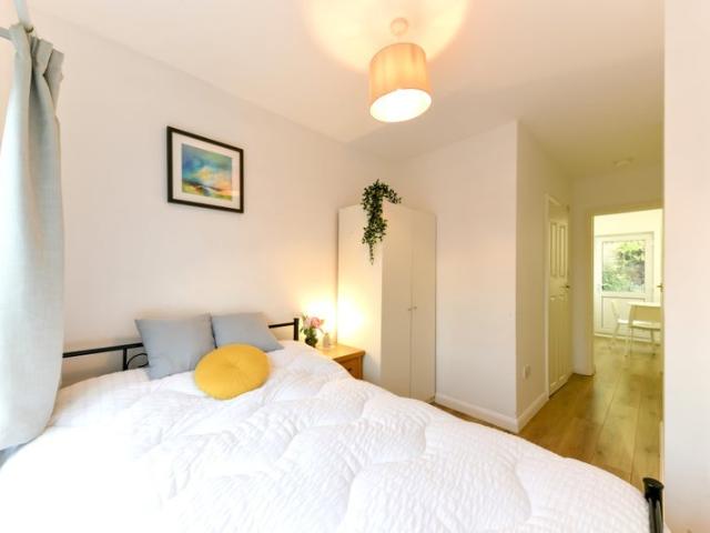 Apartment at Downsway, Greater London