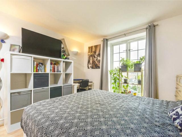 Apartment at Dockers Tanner Road, Greater London