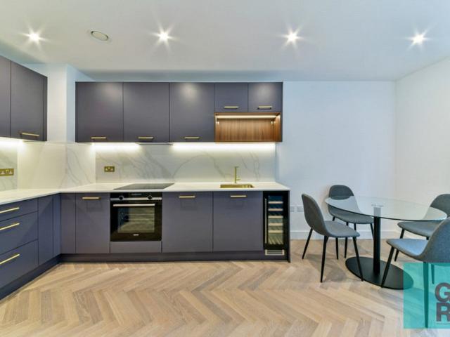 Apartment at Dockside Road, London