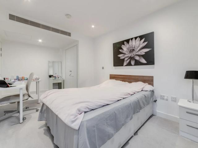Apartment at Dockyard Lane, Greater London