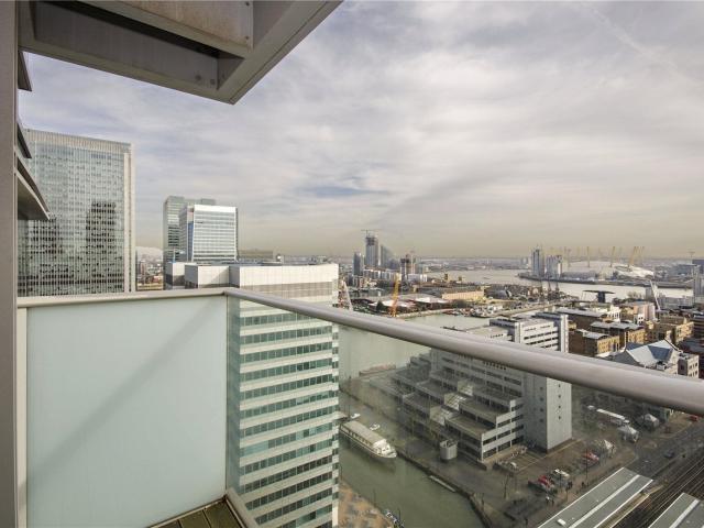 Apartment at Dockyard Lane, Greater London