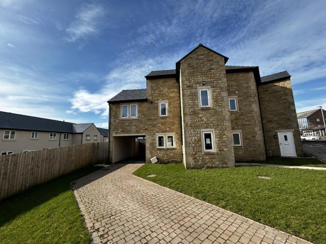 Apartment at Doctors Row, Preston