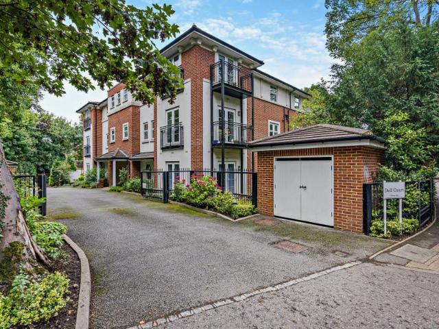 Apartment at Dogwood Dell, Waterlooville
