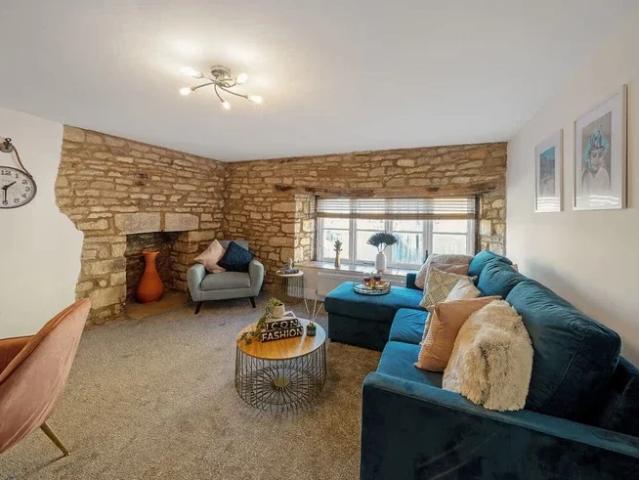 Apartment at Dollar Street, Cotswold District