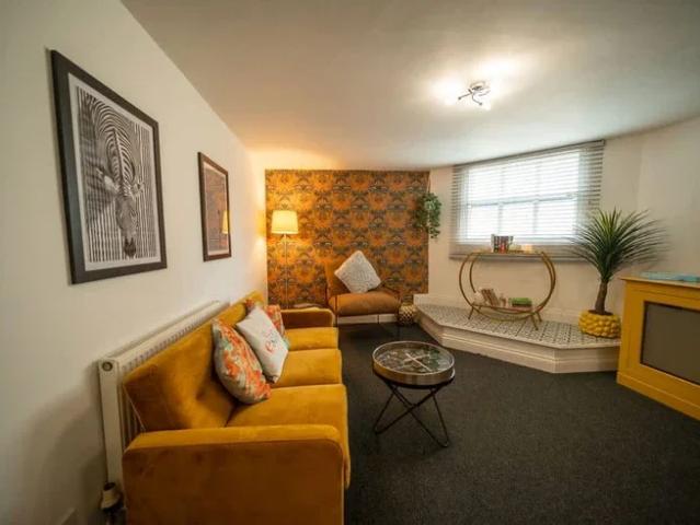 Apartment at Dollar Street, Cotswold District