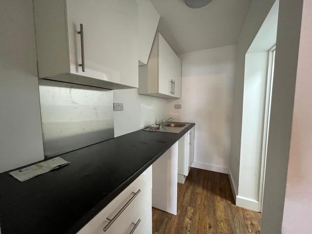 Apartment at Dominion Road, Greater London