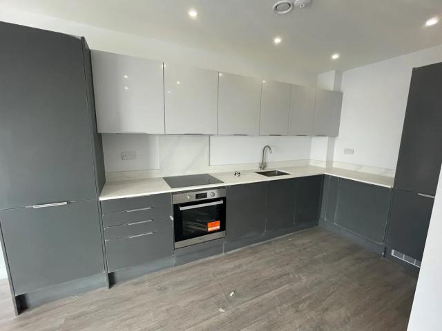 Apartment at Dominion Road, Greater London