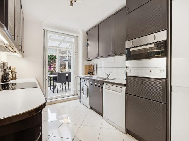 Apartment at Donne Place, Greater London