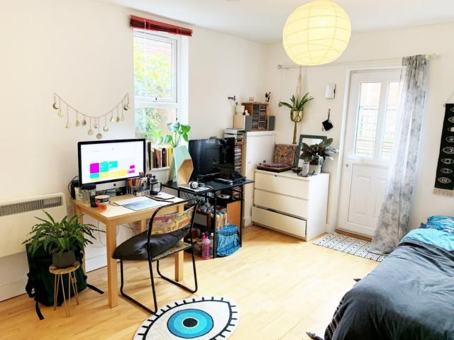 Apartment at Donnington Road, Reading