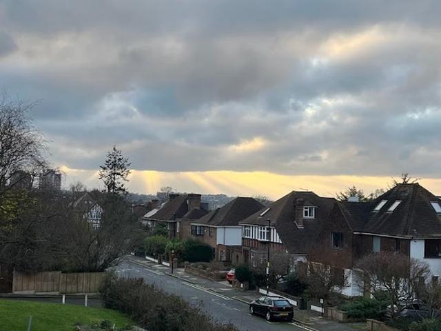 Apartment at Dorchester Court, Greater London