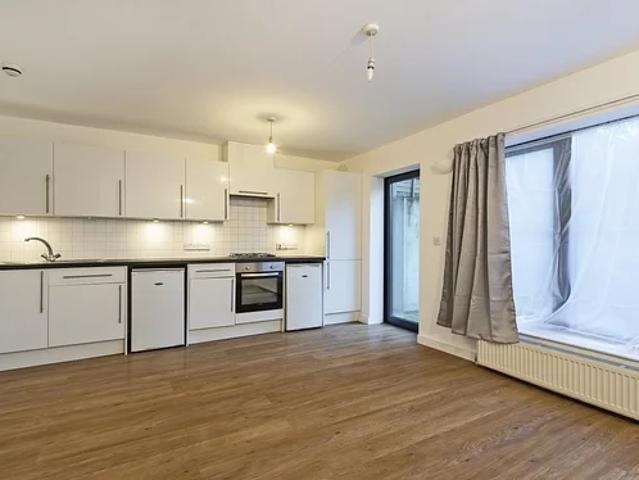 Apartment at Dornfell Street, Greater London