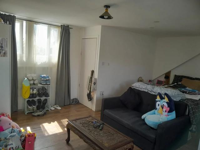 Apartment at Davidson Road, Greater London