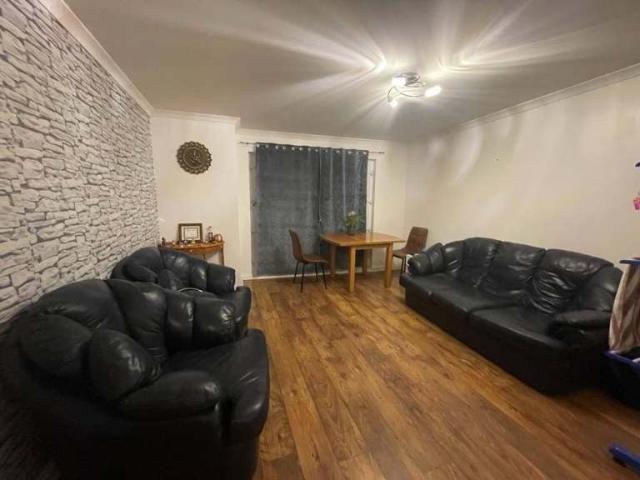 Apartment at Dawson Road, Glasgow