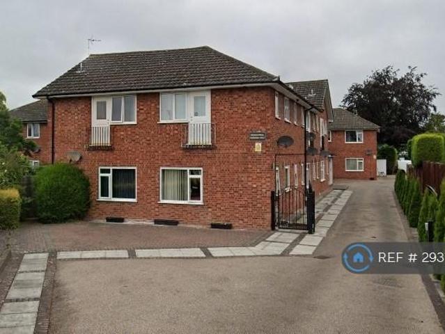 Apartment at Dawpool Close, Chester