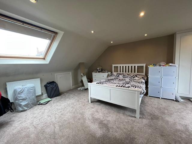 Apartment at Dagnan Road, Greater London