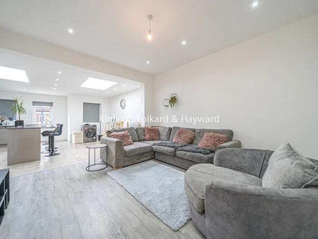 Apartment at Dahomey Road, Greater London
