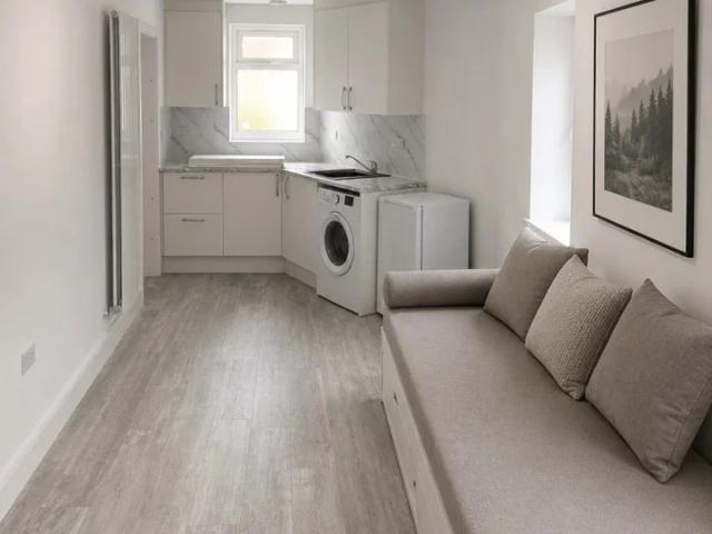 Apartment at Dale Close, Greater London