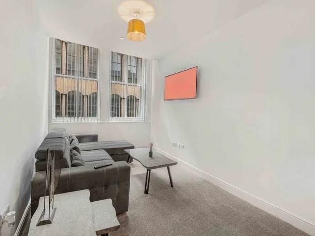 Apartment at Dale Street, Liverpool