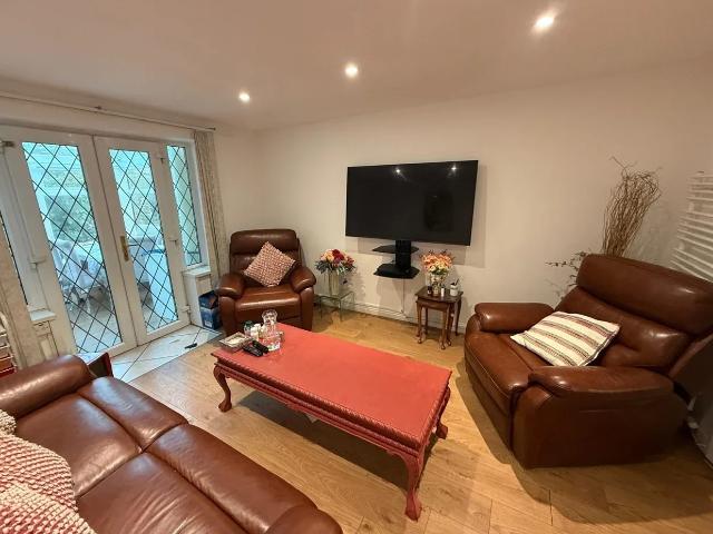 Apartment at Dales Avenue, Manchester