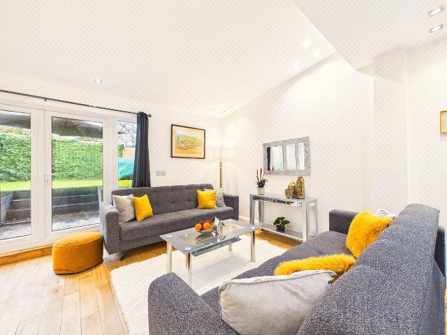 Apartment at Dallas Road, Greater London