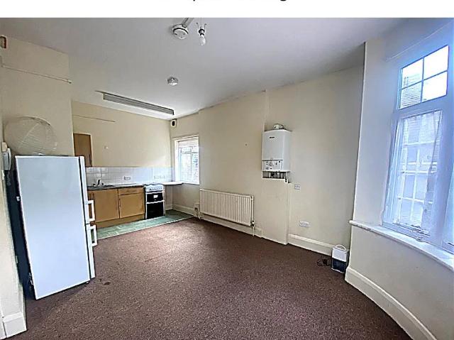 Apartment at Dalmally Gardens, Southampton