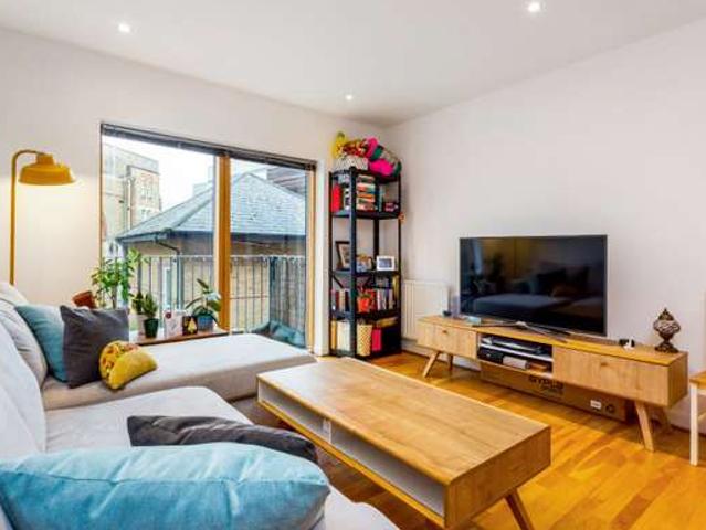 Apartment at Dalston Lane, Greater London